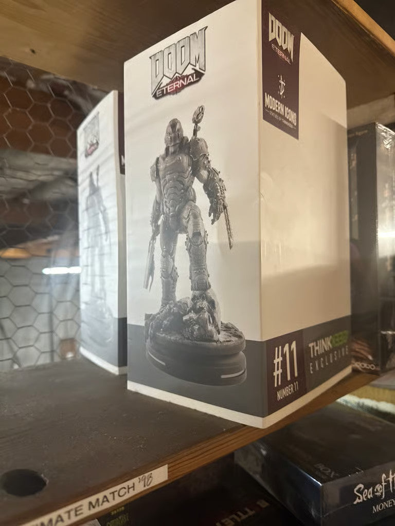Doom Eternal ThinkGeek Modern Icons #11 - Doom Slayer Statue – Vinceron